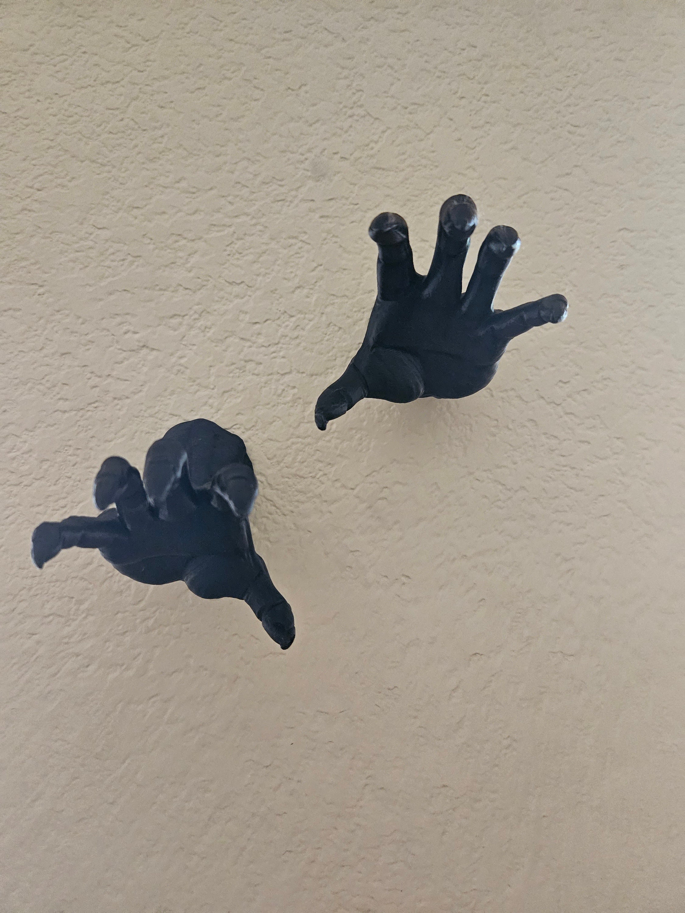 3D Scary Devil Hands, Creepy Reaching Hand Wall Decor, Party Piece ...
