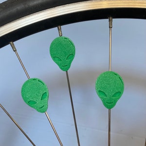 6x Alien Bike Spoke Decorations - Extra Terrestrial Bike Wheel ...