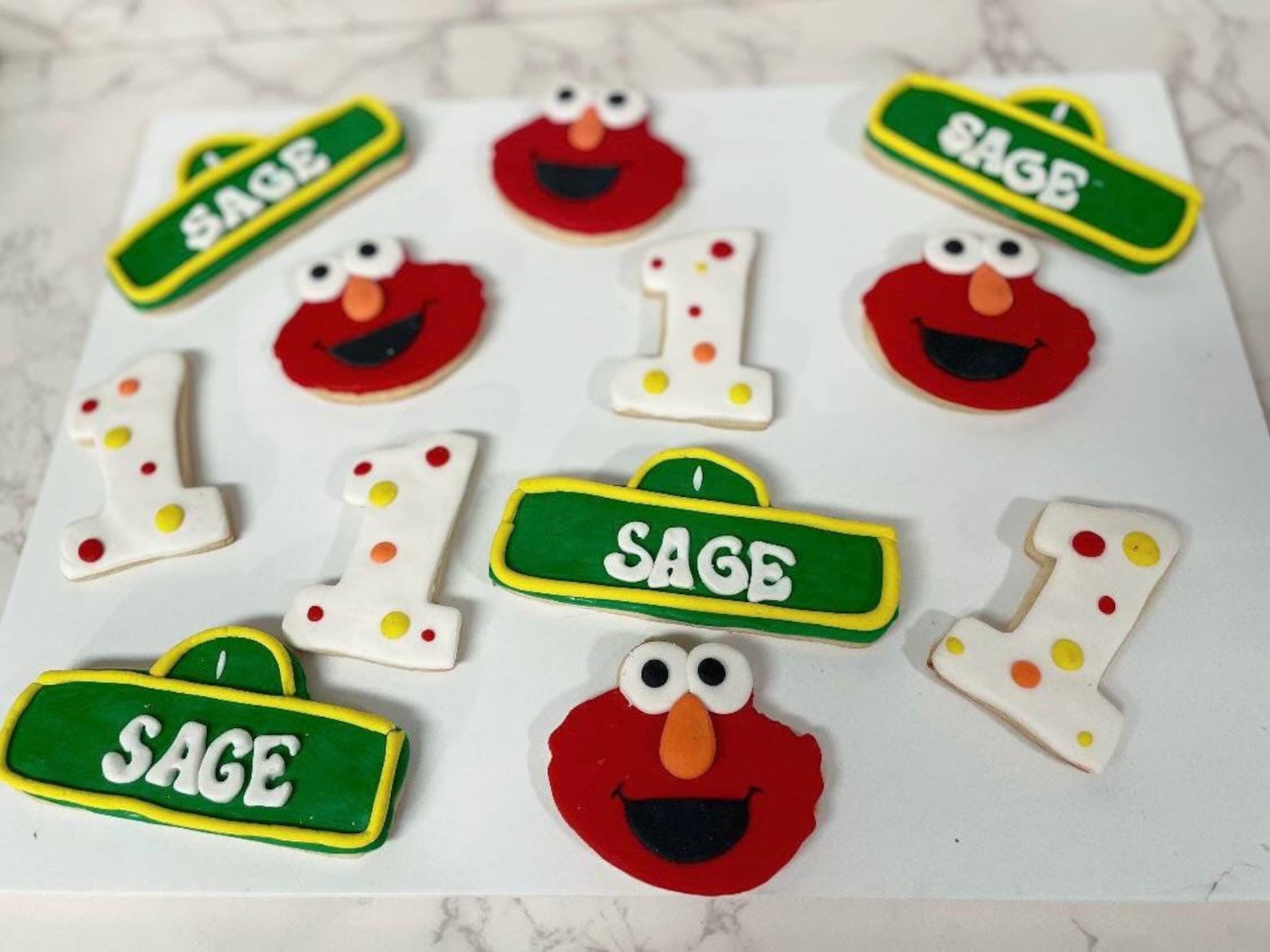 Sesame Street Elmo Cookies: Custom Sugar Cookies - Etsy