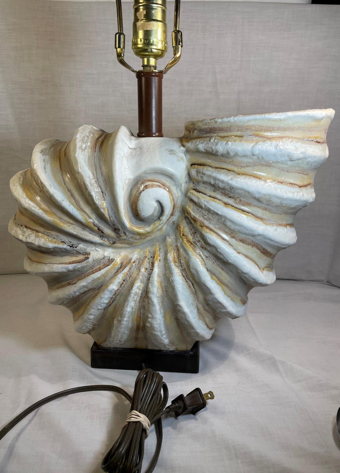 Vintage Coastal Ammonite Nautilus Table Lamp - Etsy