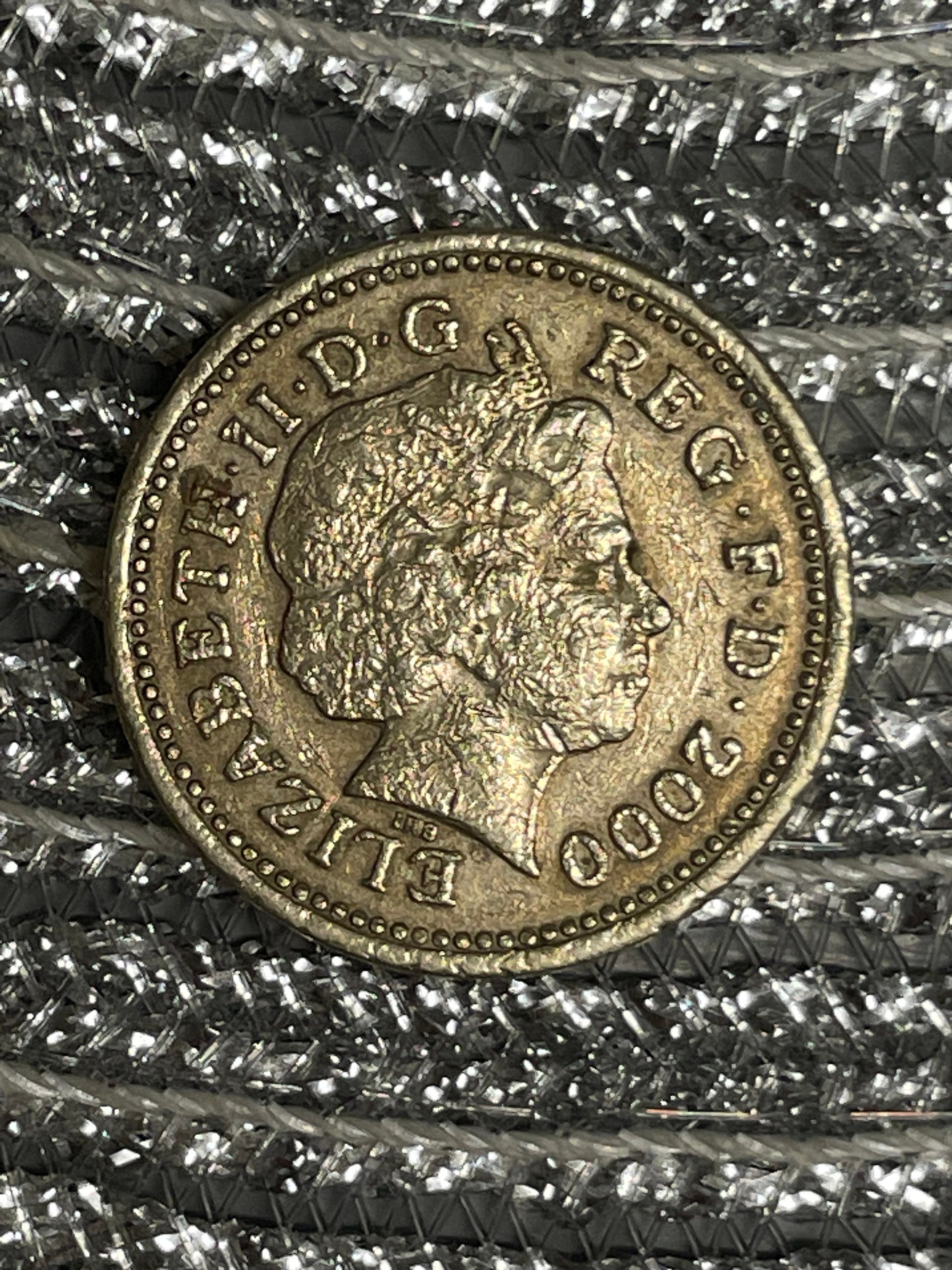 2000 One Pound Coin - Etsy