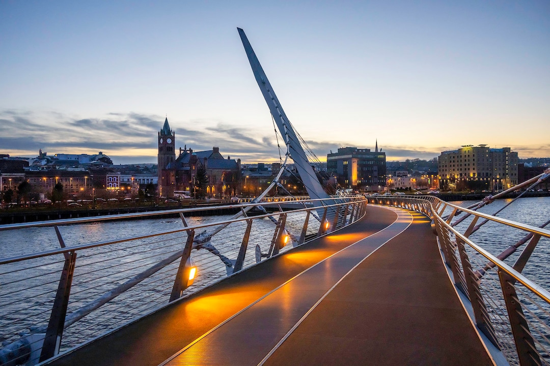 Peace Bridge, Londonderry Northern Ireland, Derry, Wall Art, Decor ...
