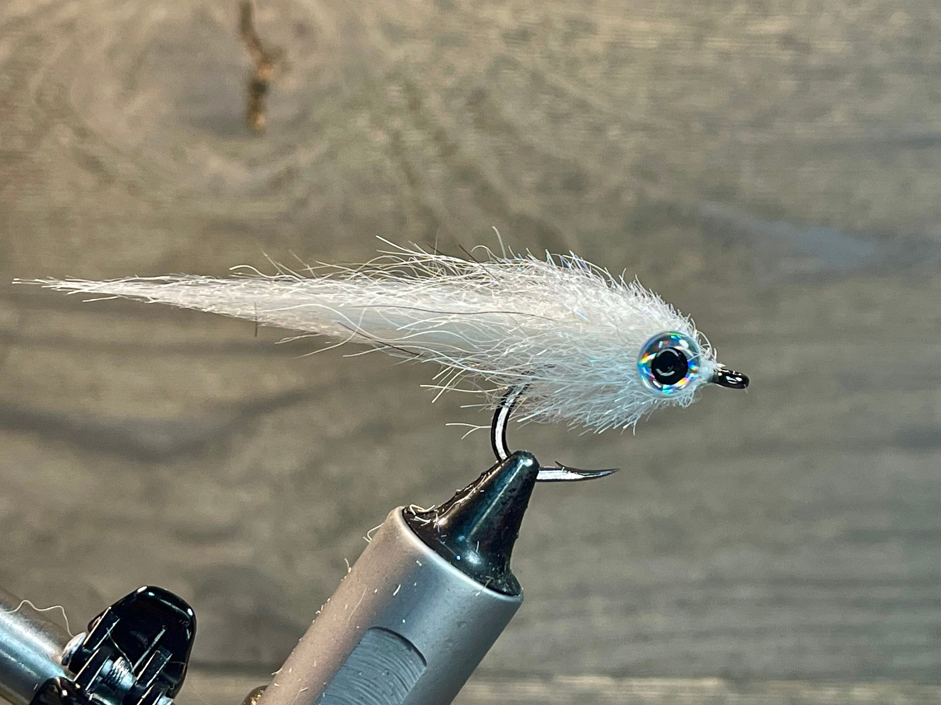 White Snook Minnow Fly Pattern - Etsy