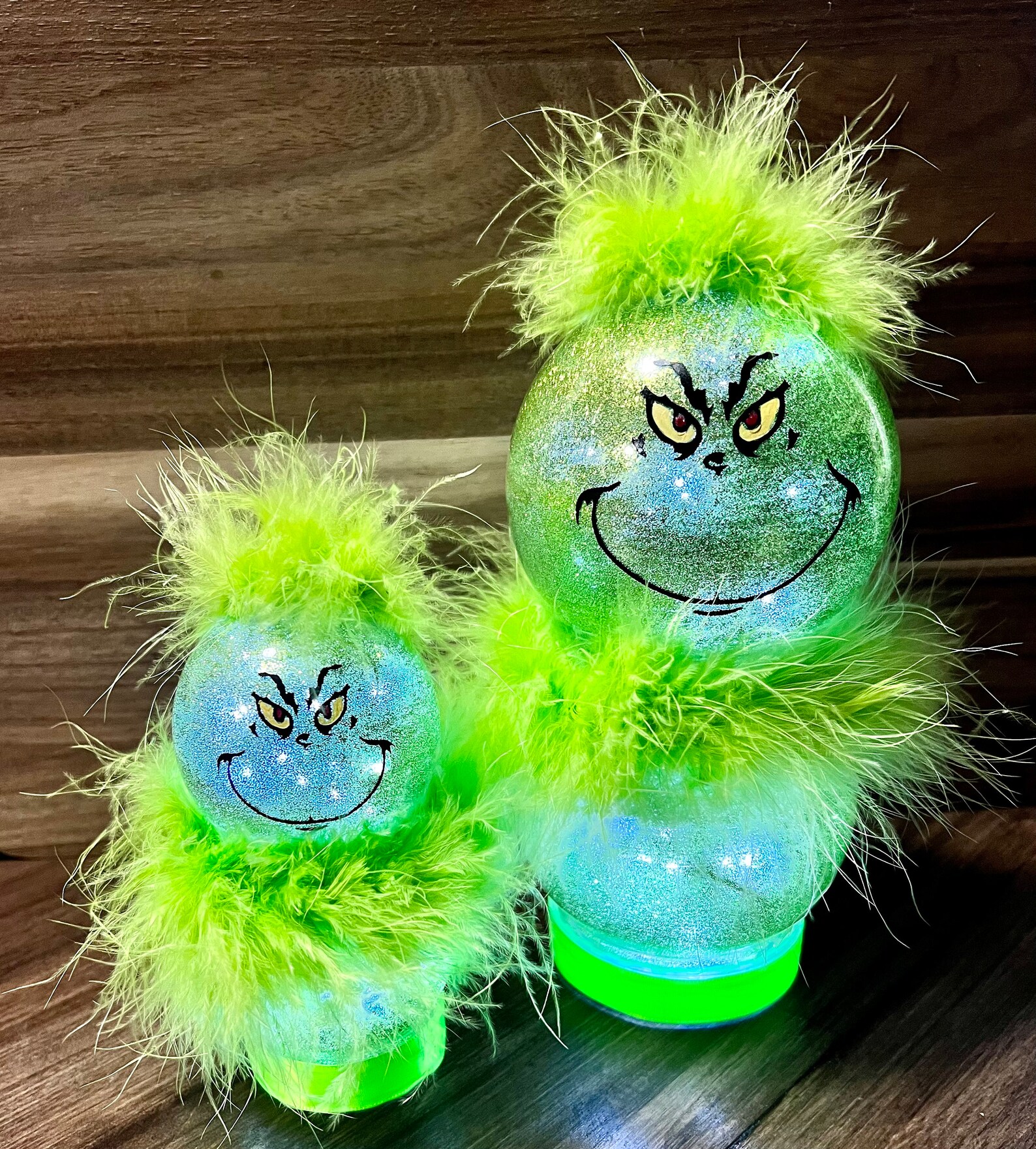 Mini Inspired by Grinch Light up Decor. This is the Mini Version Which ...
