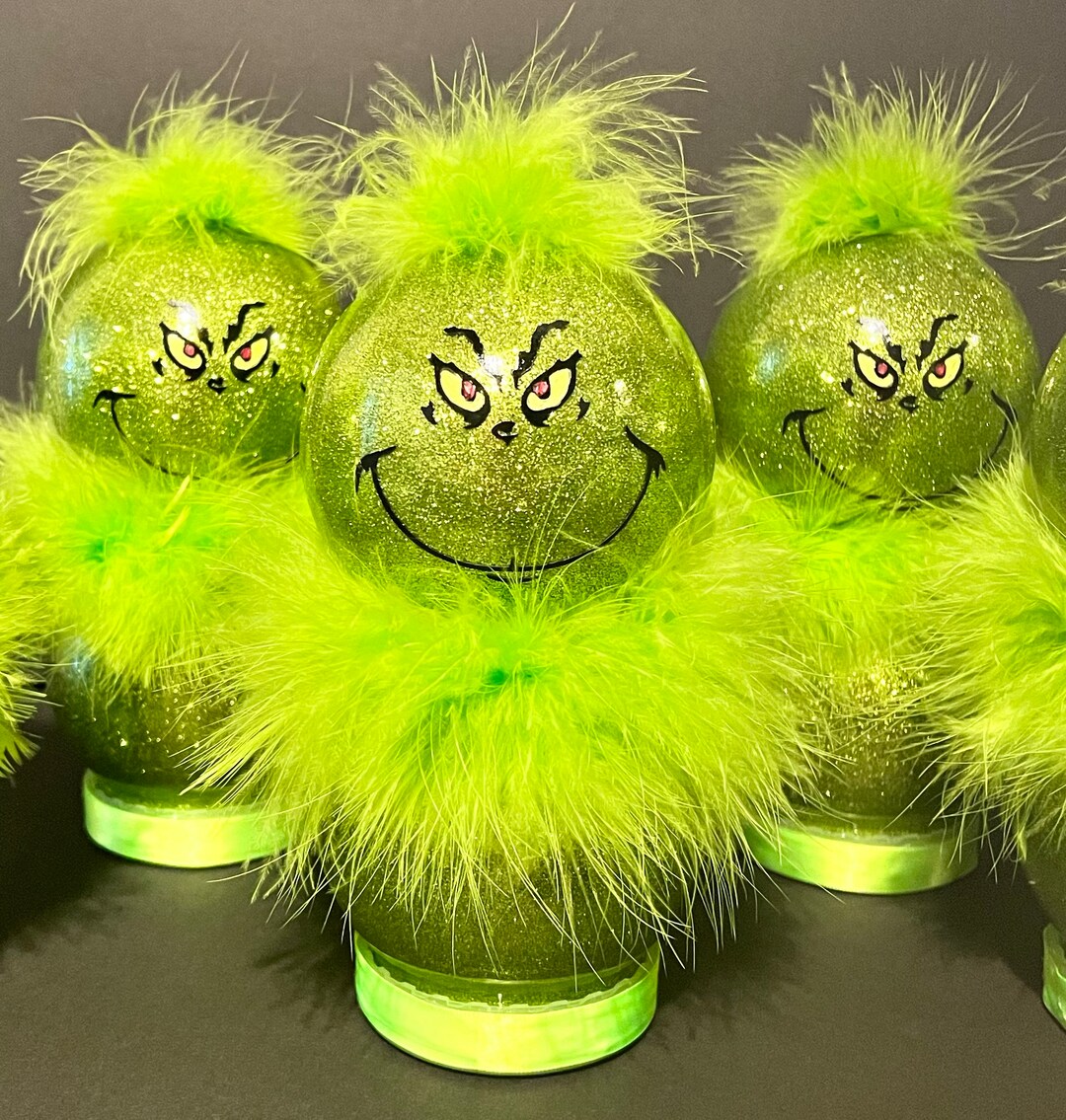 Drawing Inspiration From the Grinch, This Delightful Light-up Decor ...