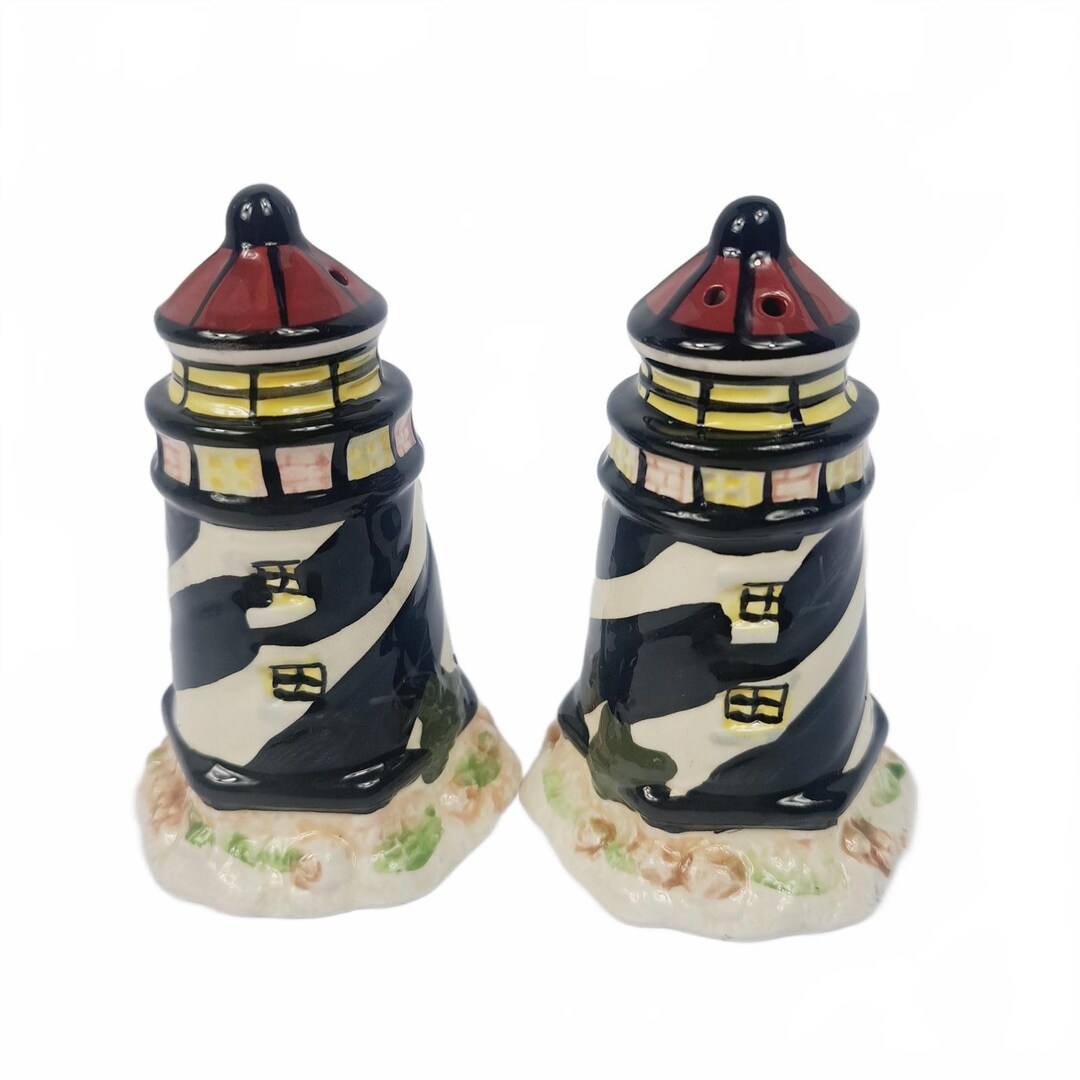 Vintage Lighthouse Salt and Pepper Shakers Holiday Time W/plastic ...
