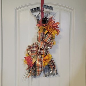 Fall Shovel and Rake, Thanksgiving Decor, Farmhouse Decor, Rustic Decor ...