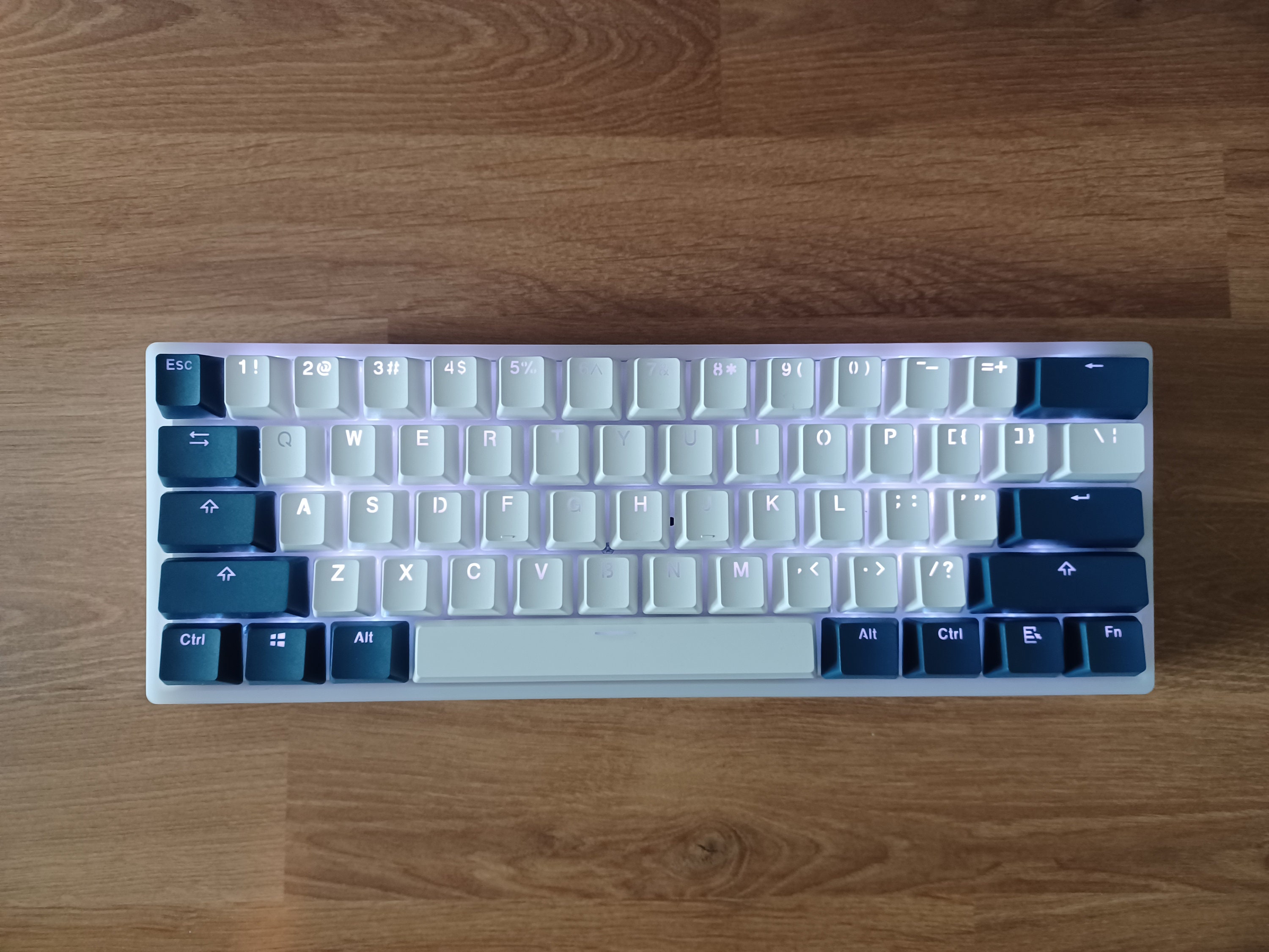 Gamakay Custom RGB Gaming Keyboard - Lubed Switches - 60-65% Keyboard ...