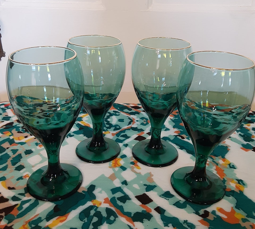 Libbey Juniper Green Glass Wine Goblets With Gold Rims-emerald Green ...