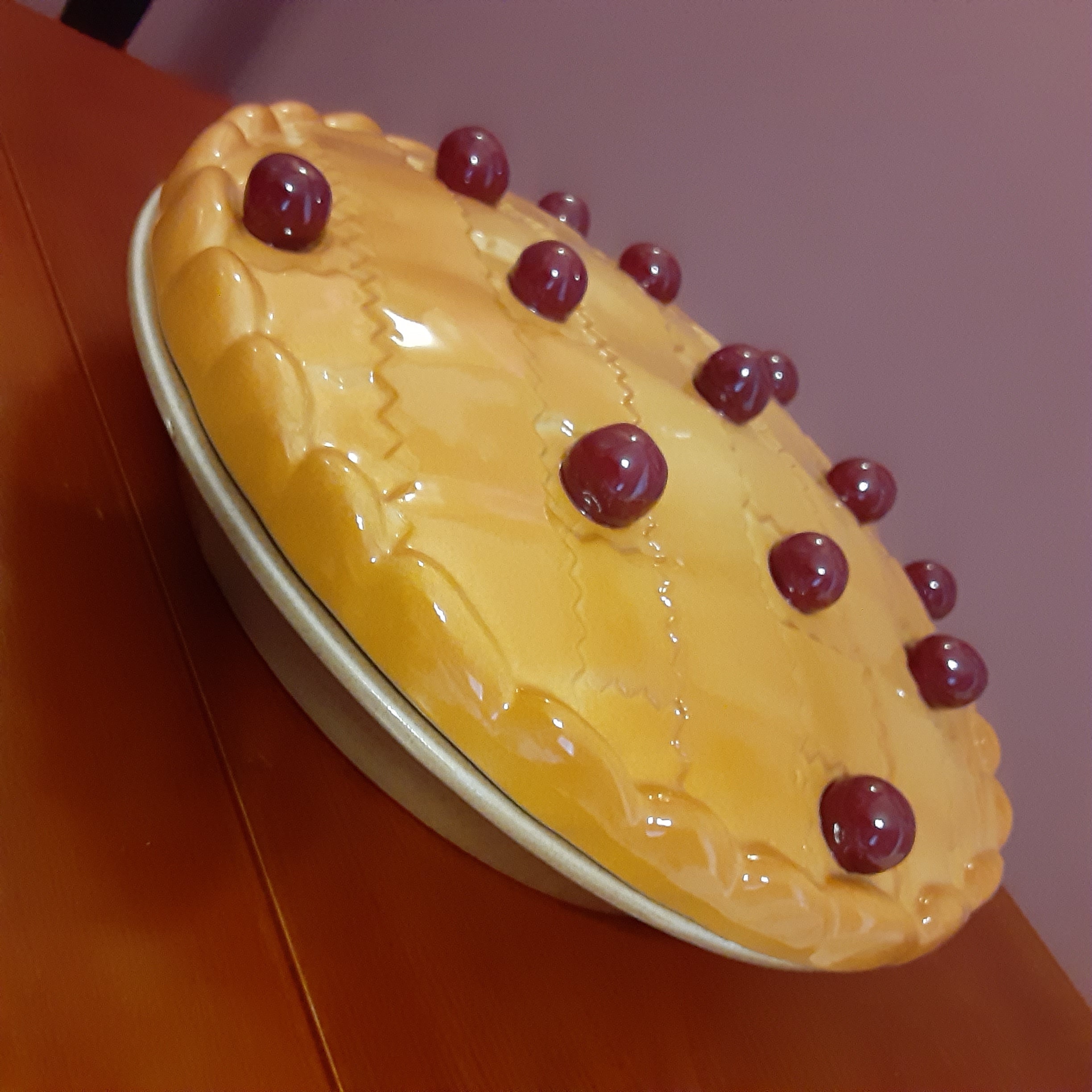 Vintage Covered Pie Keeper-ceramic Pie Dish With Lid-cherry Pie Lidded ...