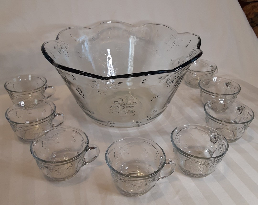 Anchor Hocking Savannah Punch Bowl Set Savannah Clear Pattern Punch Bowl Set 1990s Vintage