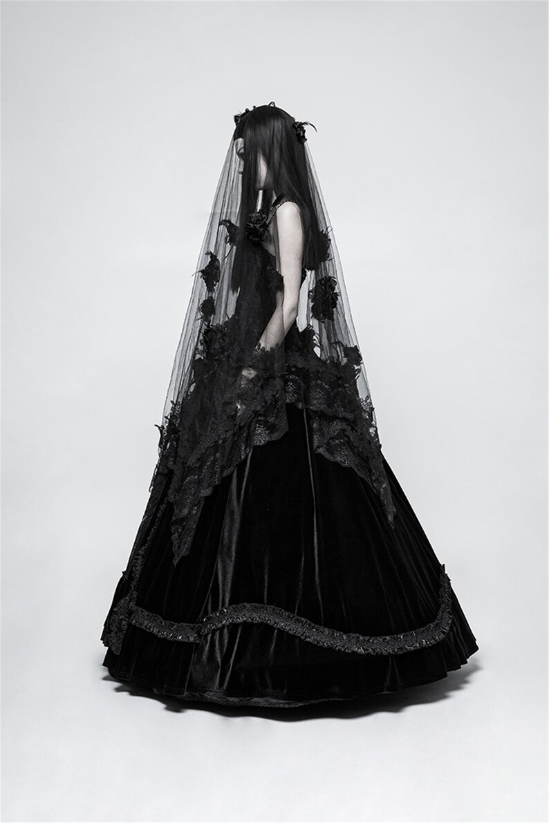 Black Roses Lace Veil Chapel 90'' Wedding Veil - Etsy