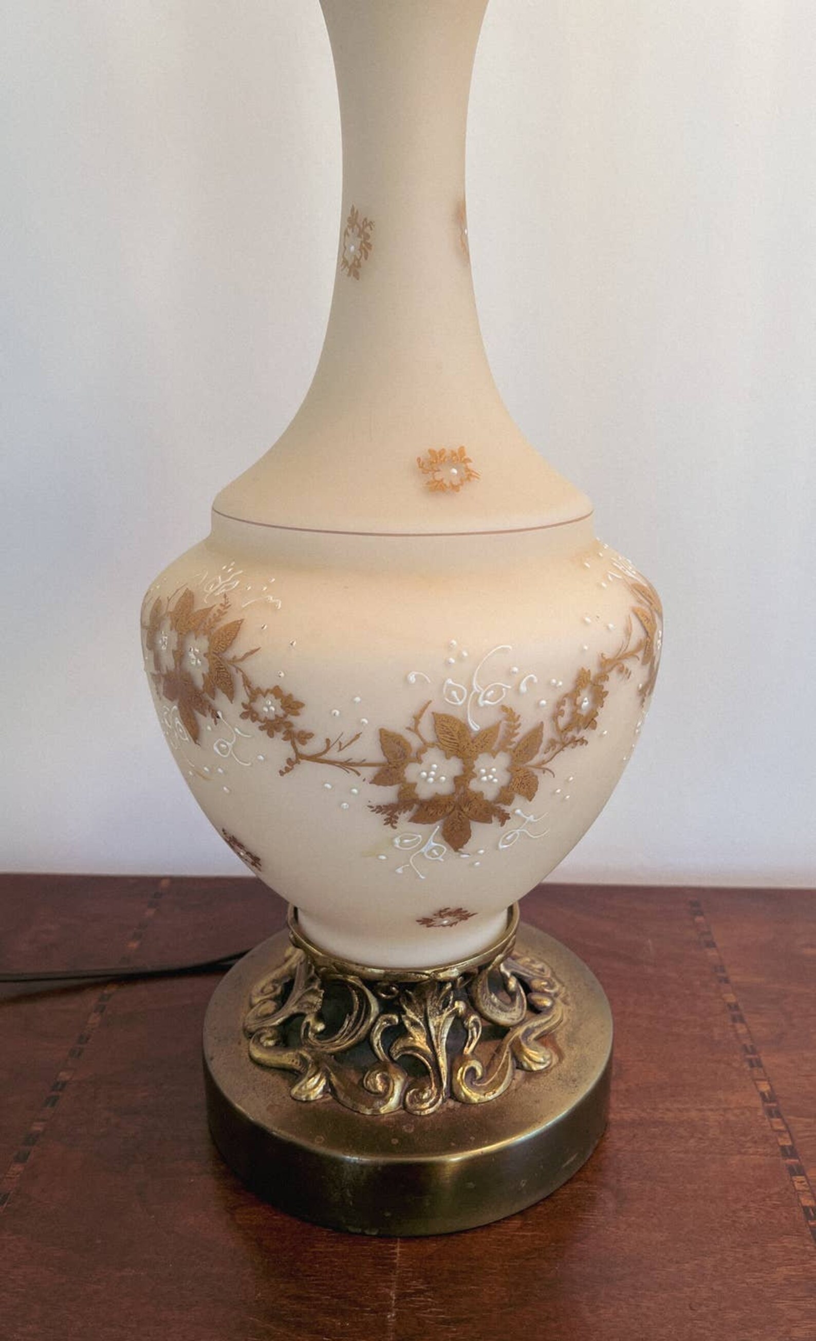 Pair White Frosted Glass Lamps Flower Base Vintage Style - Etsy