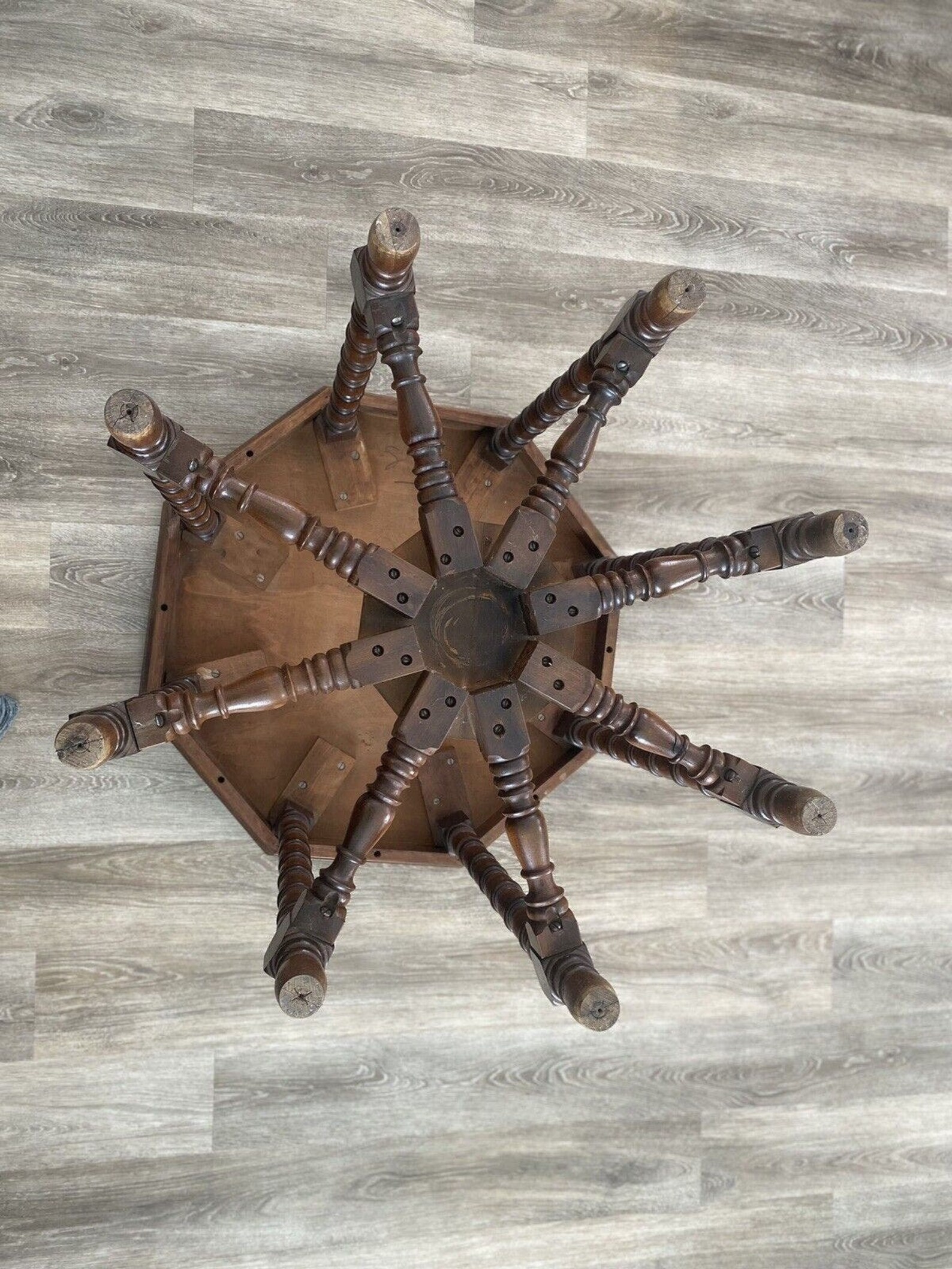 Eight Legged Octagonal Spindle Legs Table - Etsy
