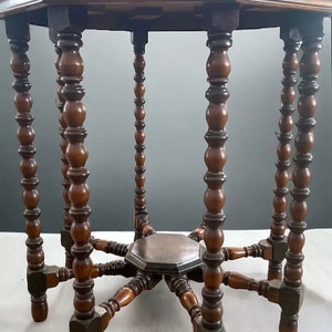 Eight Legged Octagonal Spindle Legs Table - Etsy