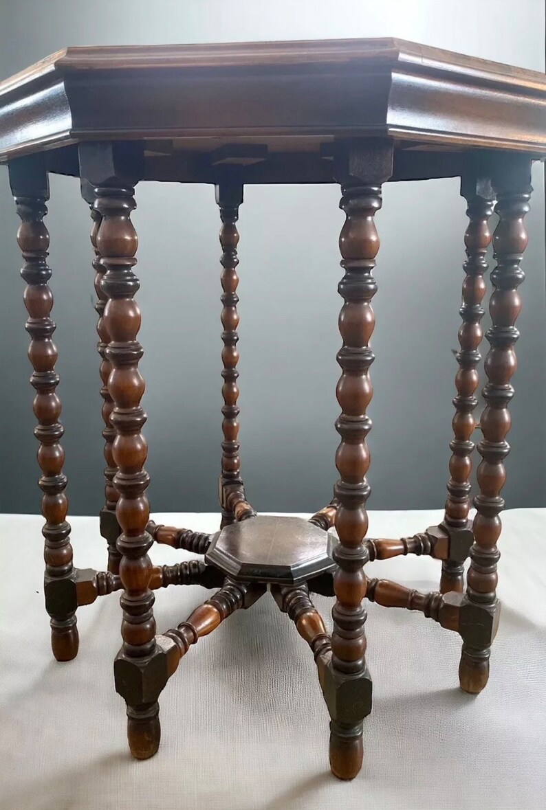 Eight Legged Octagonal Spindle Legs Table - Etsy