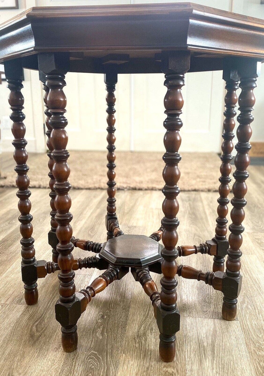 Eight Legged Octagonal Spindle Legs Table - Etsy