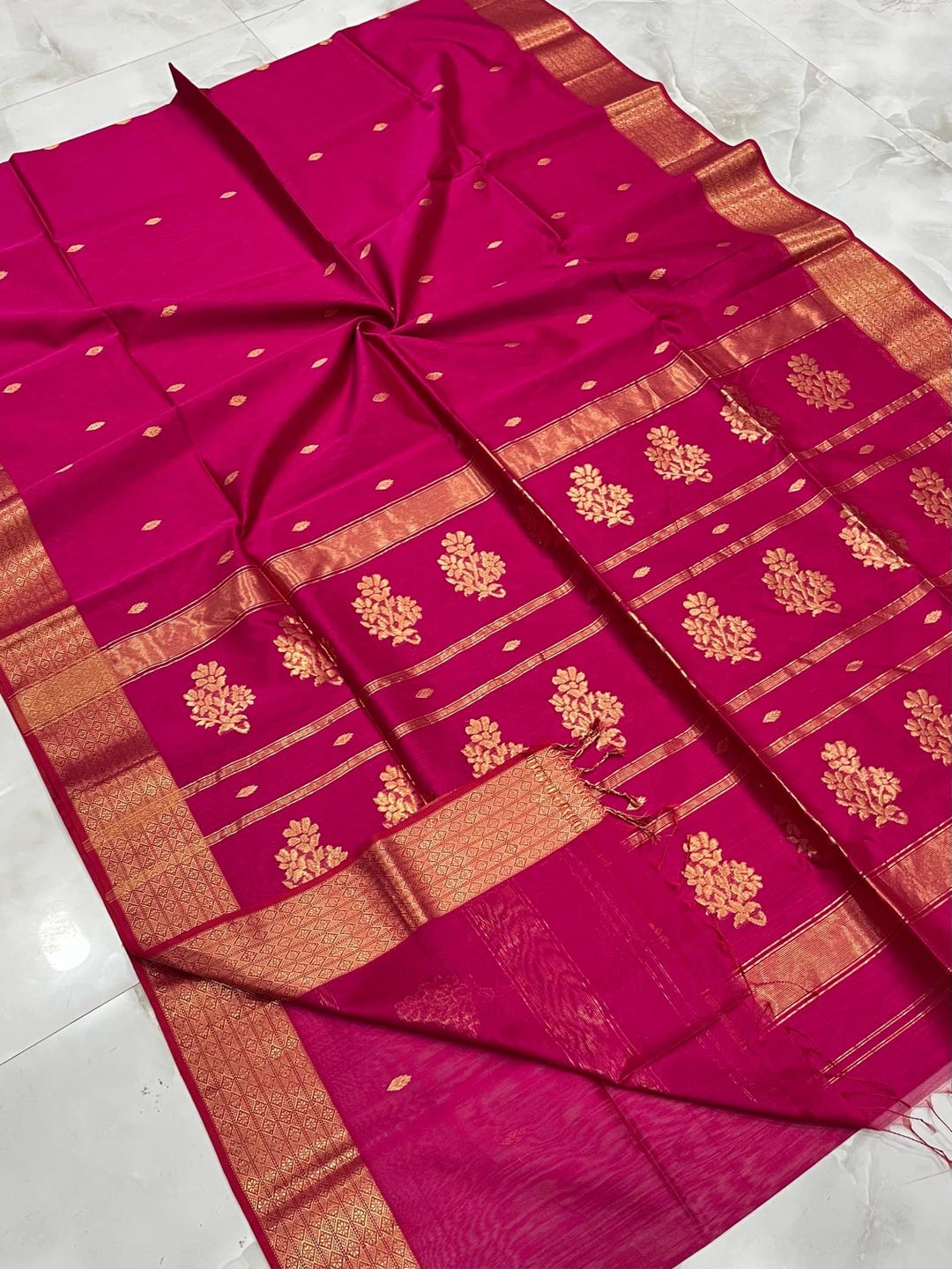 Maheshwari Handwoven Buta Buti Saree Comes With India Handloom Mark - Etsy