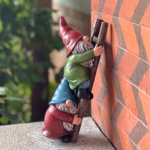 Gnomes Elf Climbing Ladder Tree Face Resin Tree Hugger Fairy Dwarf Tree ...