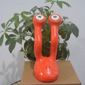Big Eye Snail Figurine Funny Spy Eyes Statue Resin Snail Sculptures ...