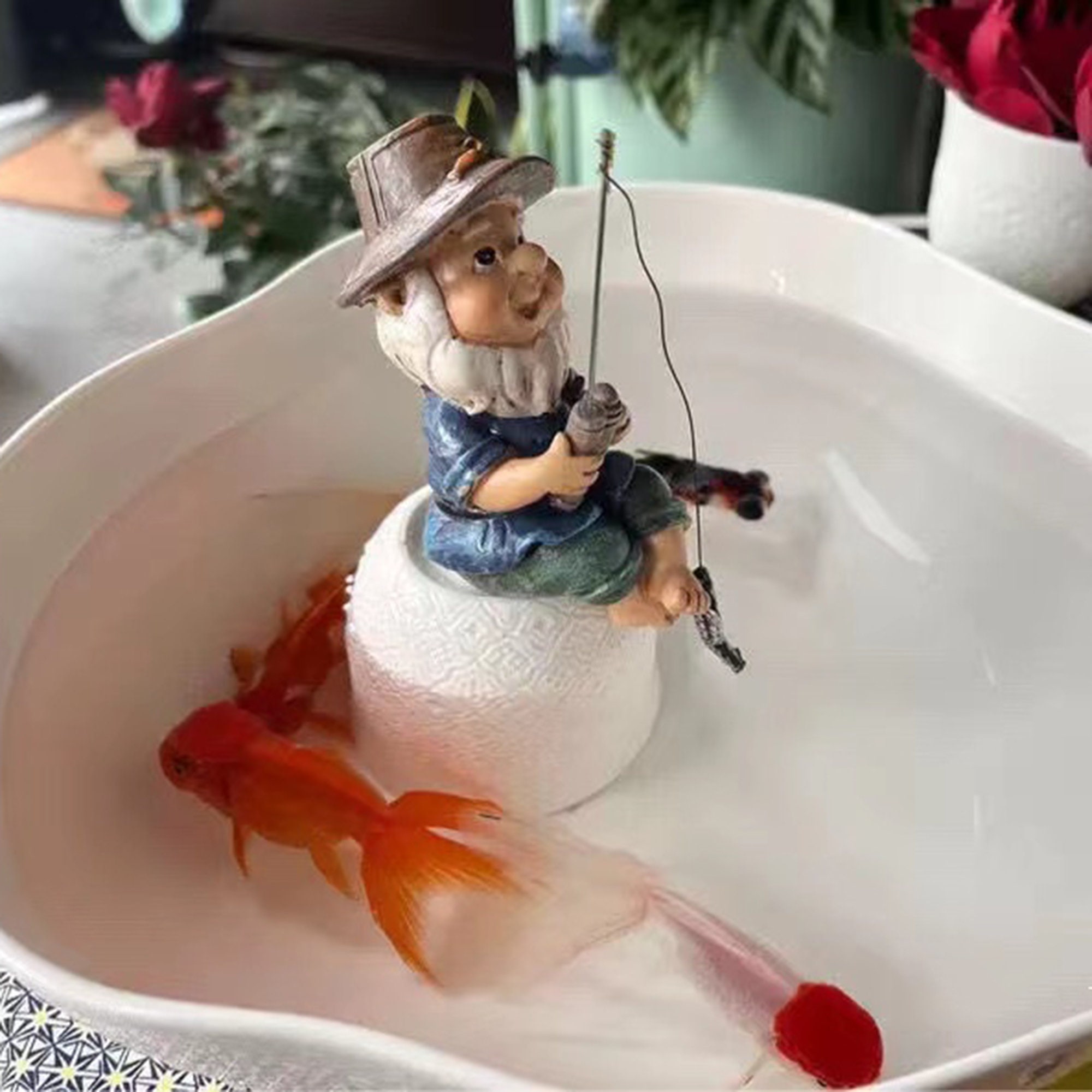 Gnomes Elf Fisherman Fish Tank Decor Resin Fairy Dwarf Fisherman ...