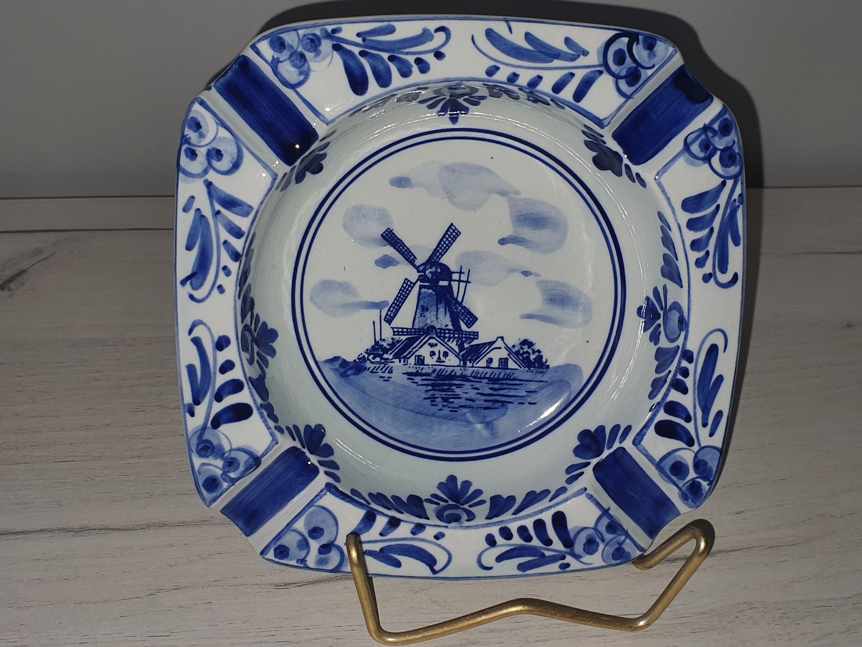Delft Blue Vintage Small Plates and Ashtray - Etsy