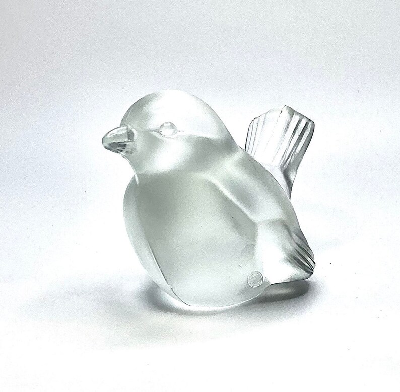 Fenton Satin Frosted Bird Figurine, Maker's Mark, Grade AAA - Etsy