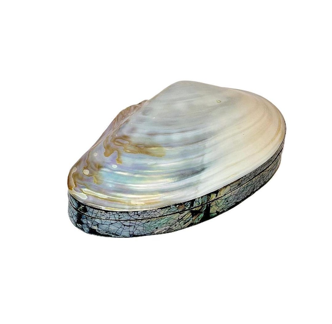 Vintage Large Mother of Pearl Clam Shell Trinket Box Abalone Mosaic ...