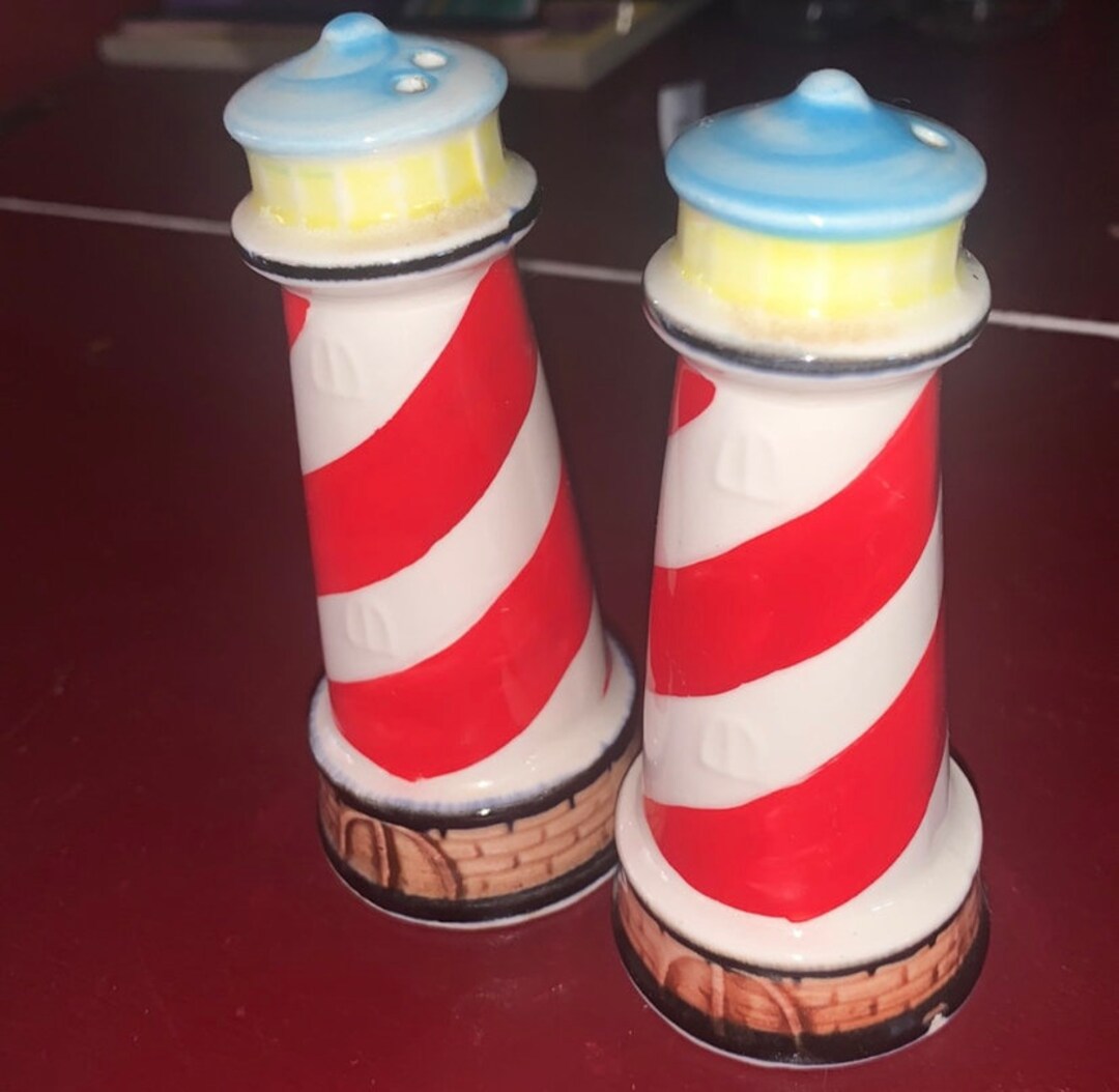Lighthouse Salt and Pepper Shaker Set - Etsy