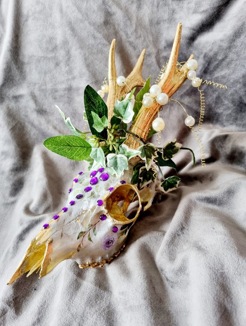Crystal & Pearl Roe Deer Skull - Etsy
