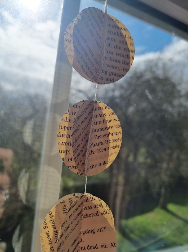Vintage Old Book Page 3D Circle Paper Garland | Recycled Book Pages ...
