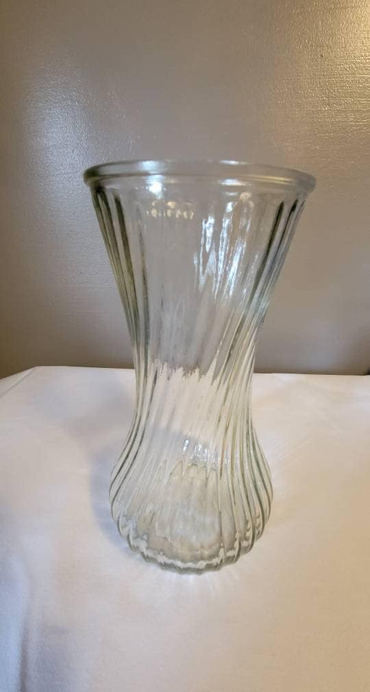 Hoosier Glass Ribbed Clear Glass Vase - Etsy