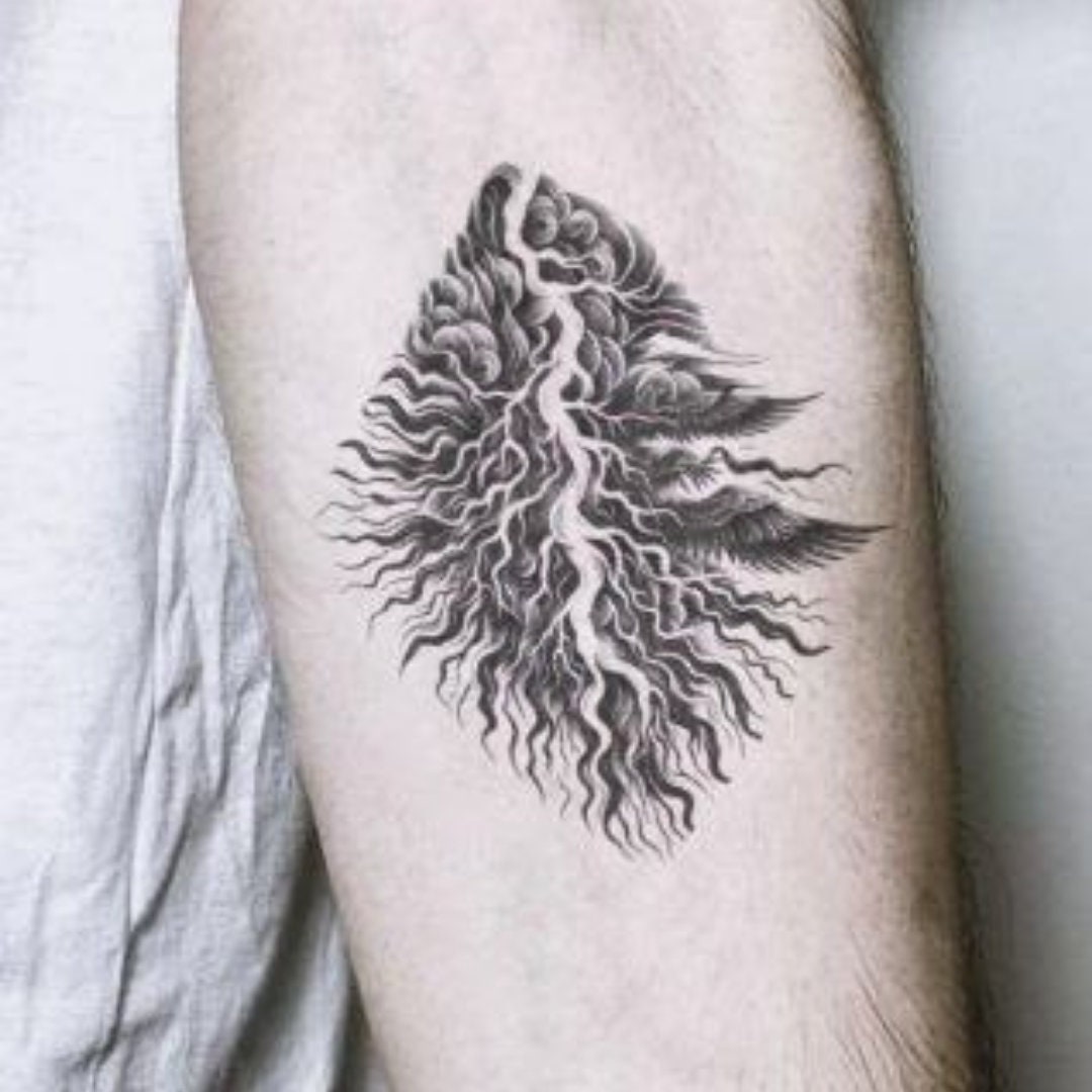 Thunder Tattoo, Lightning Tattoo Design, Thunder Tattoo Models, Black ...