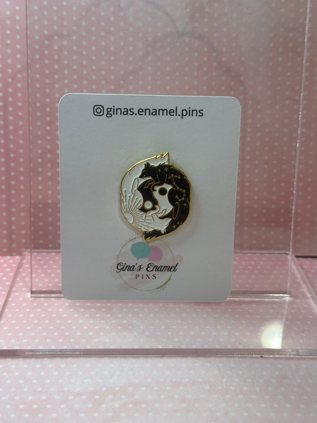 Wolf Enamel Pins - Etsy