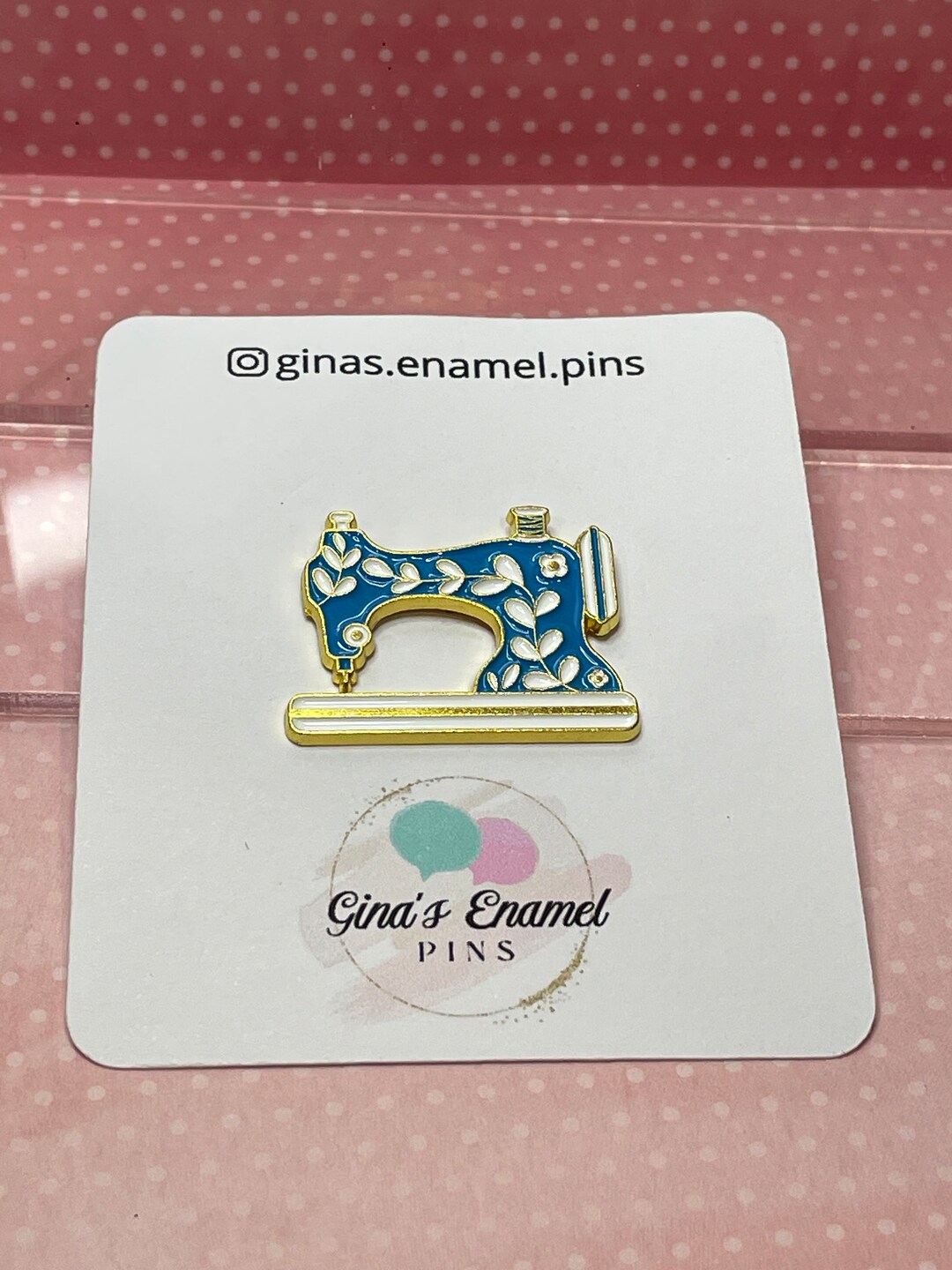 Sewing Machine Enamel Pin - Etsy
