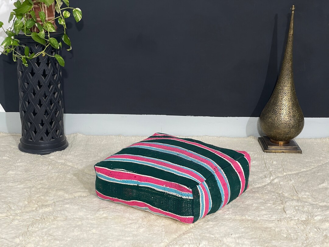 Vintage Pink Puff Moroccan Floor Cushion, Vintage Boujaad Pouf ...