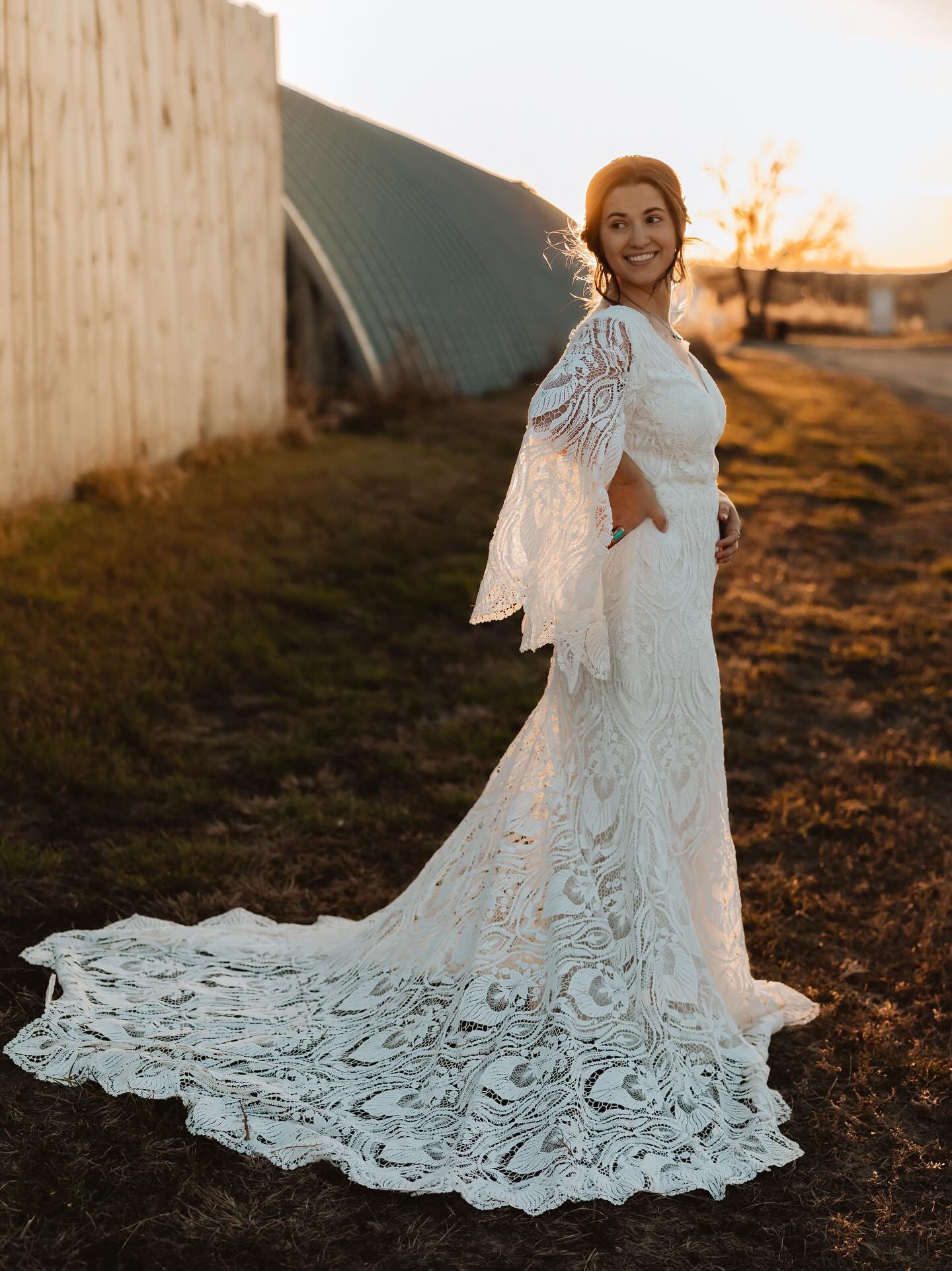 The "georgia" Boho Western Lace Wedding Gown - Etsy