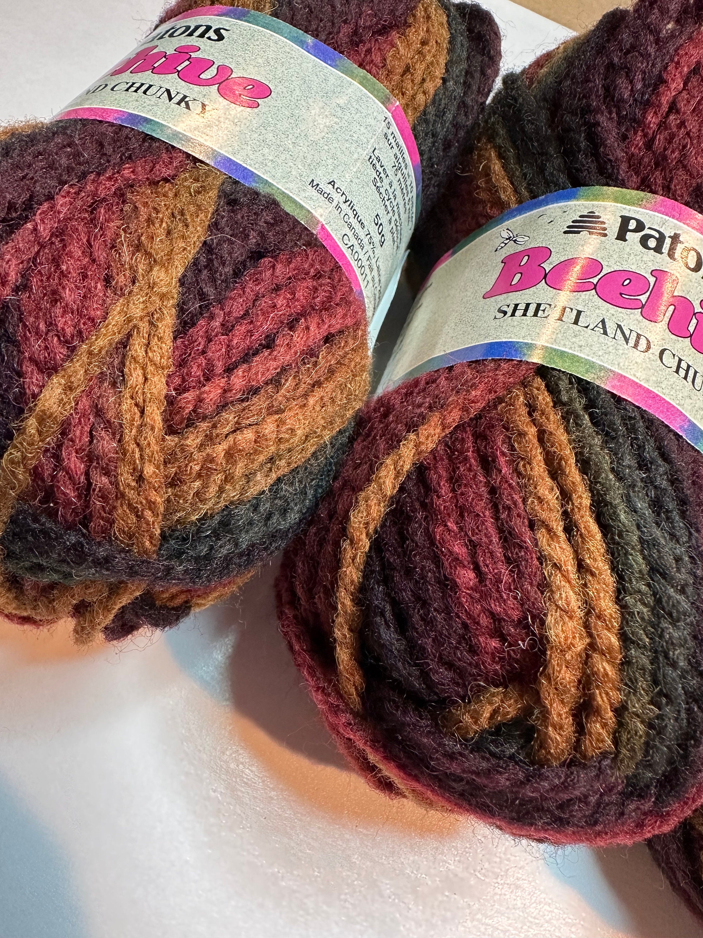 Paton's Beehive Shetland Chunky Yarn, 5 Skeins, Each 82 Yards, 75% ...