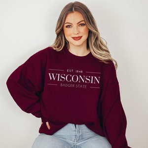 Minimalist State of Wisconsin Sweatshirt Wisconsin Crewneck Badger ...