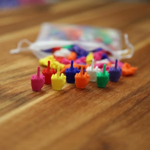 Mini Middle Fingers - Funny Plastic F-U Hands in Bold Colors or Mix ...