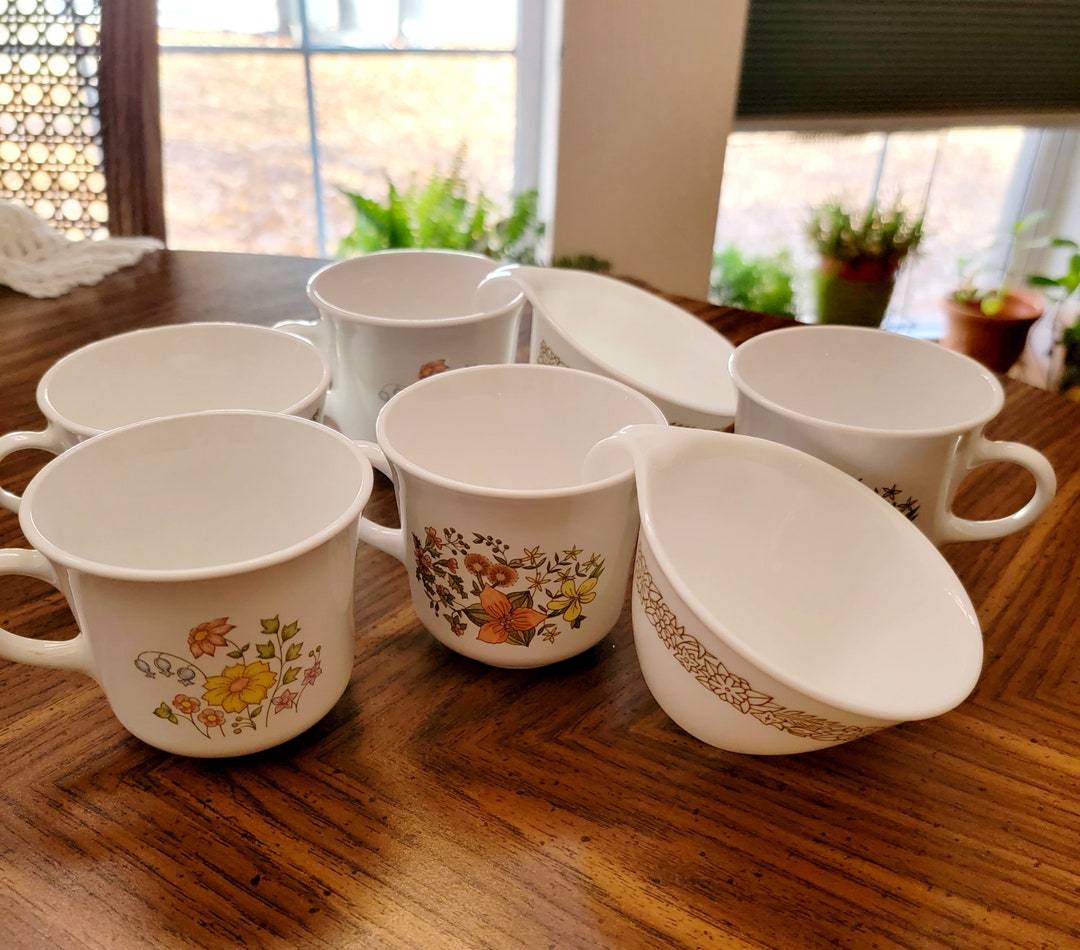 Set of 7 Vintage Cups ( Floral Patterns ) - Etsy