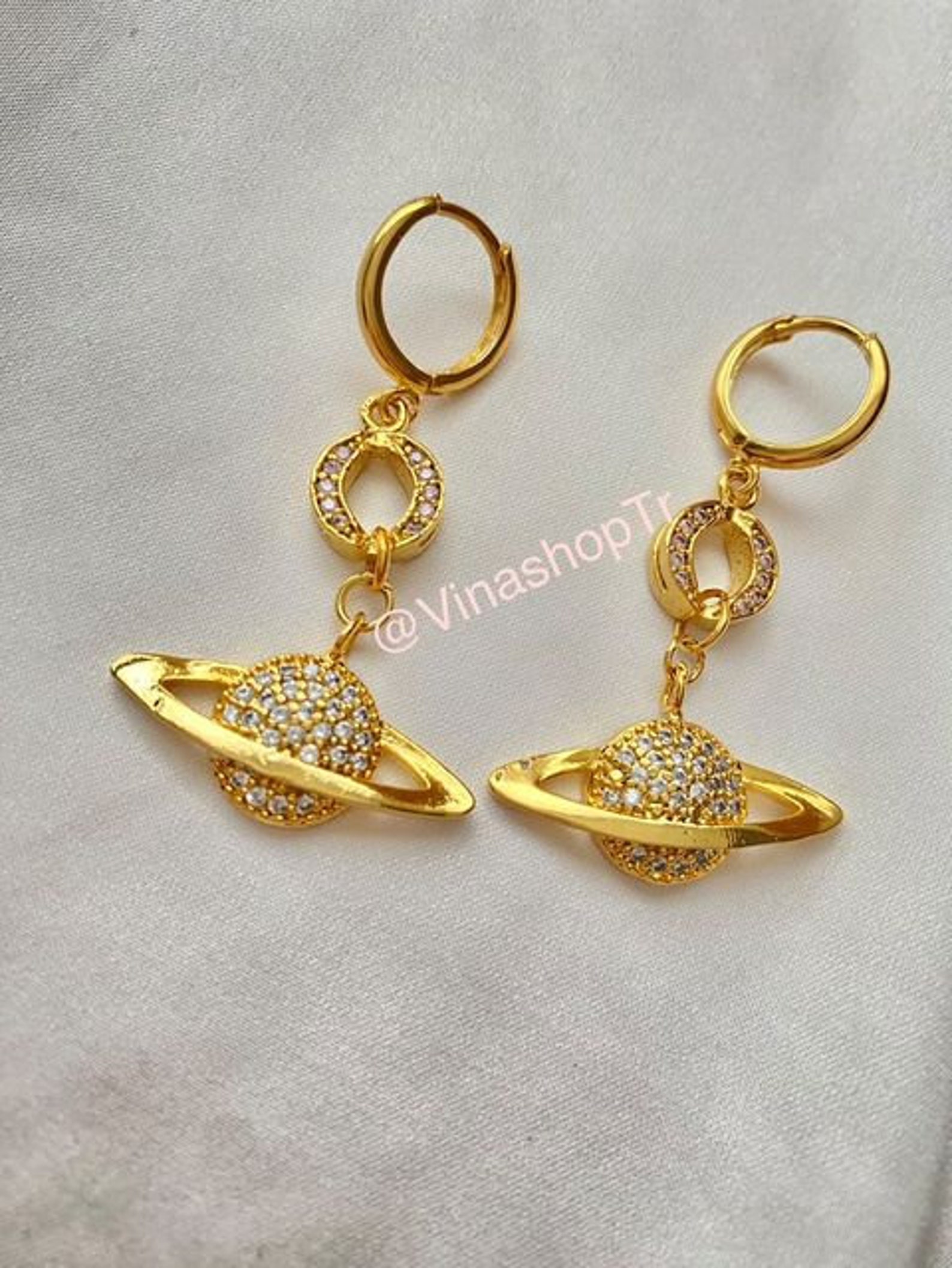 Gold Saturn Earring, Adele Saturn Earring, Planet Earring - Etsy