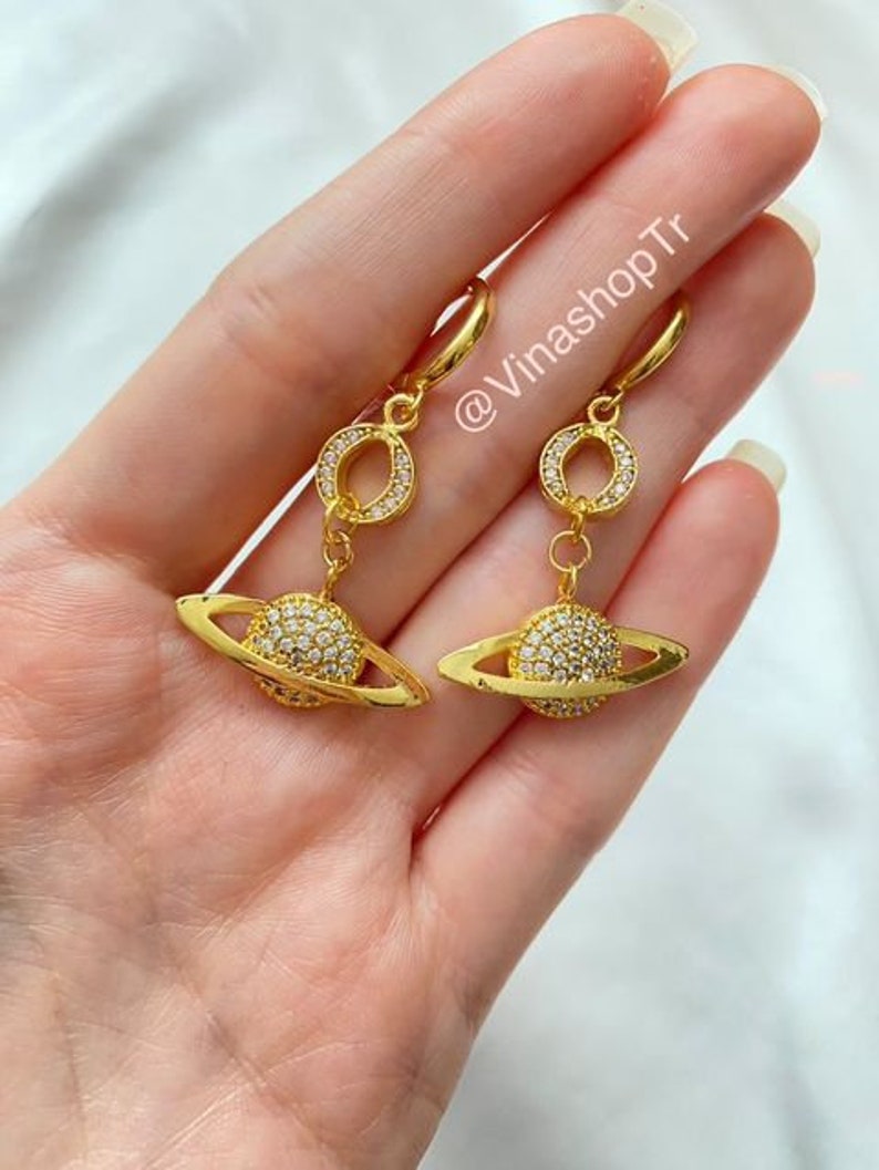 Gold Saturn Earring, Adele Saturn Earring, Planet Earring - Etsy