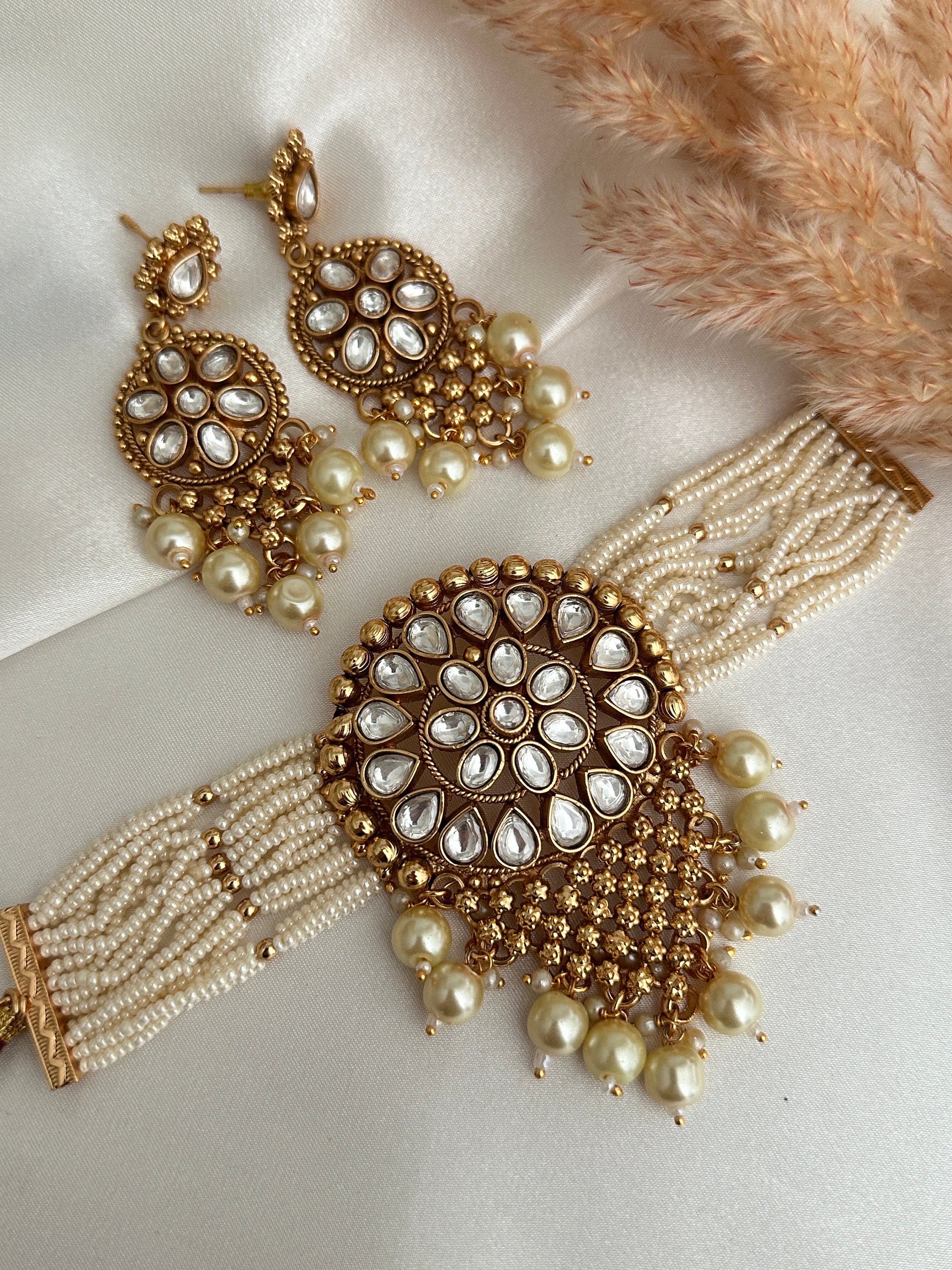 Kundan moti set store