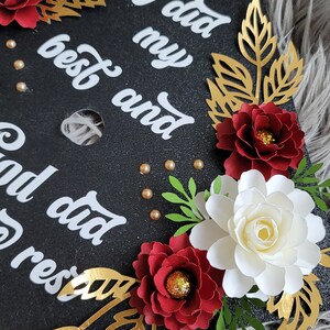 Costumaize Graduation Cap Flowers, Grad Cap Topper, Class of 2024 ...