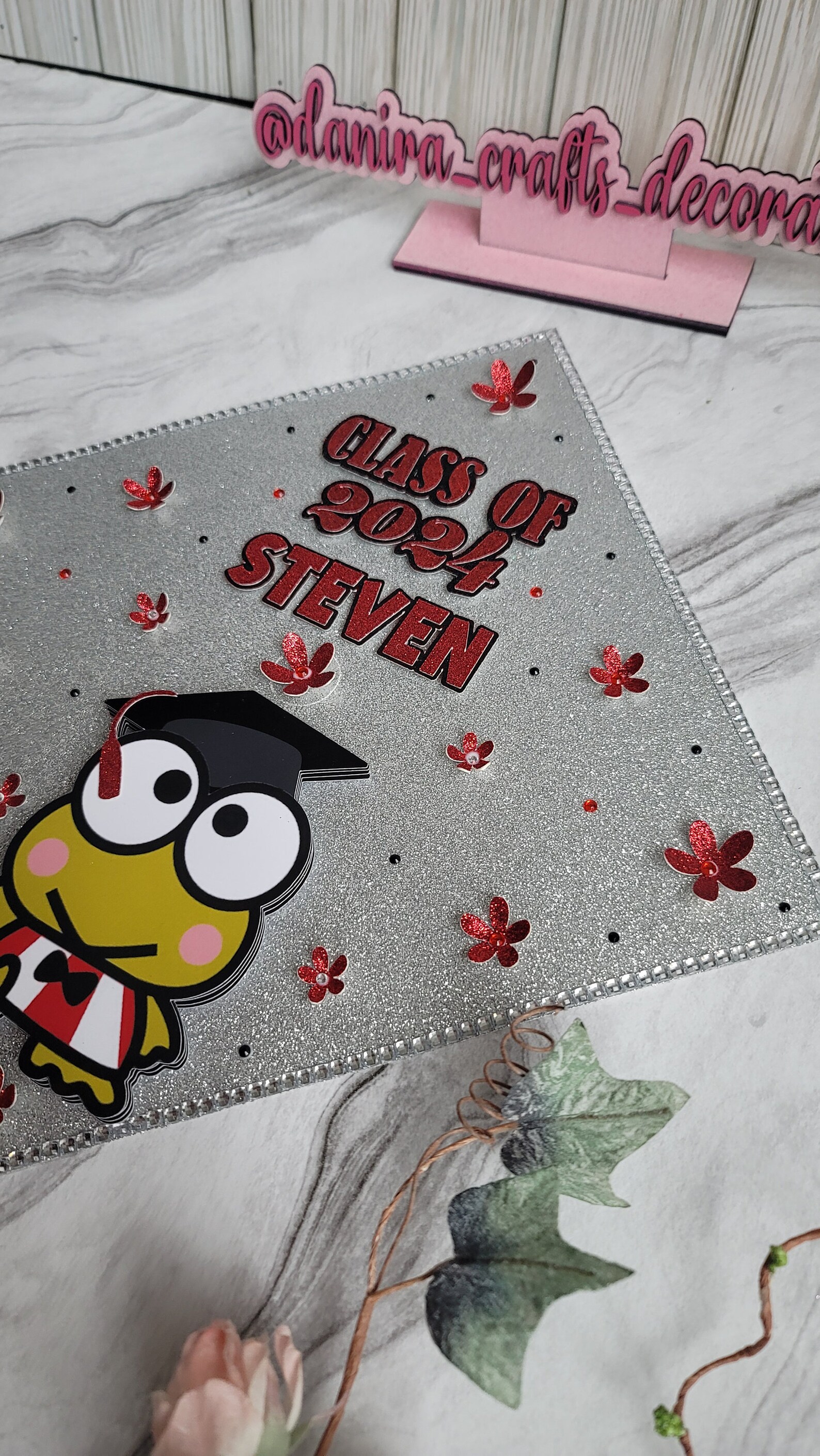 Custom Frog Graduation Cap Topper: Glitter Class of 2026 - Etsy