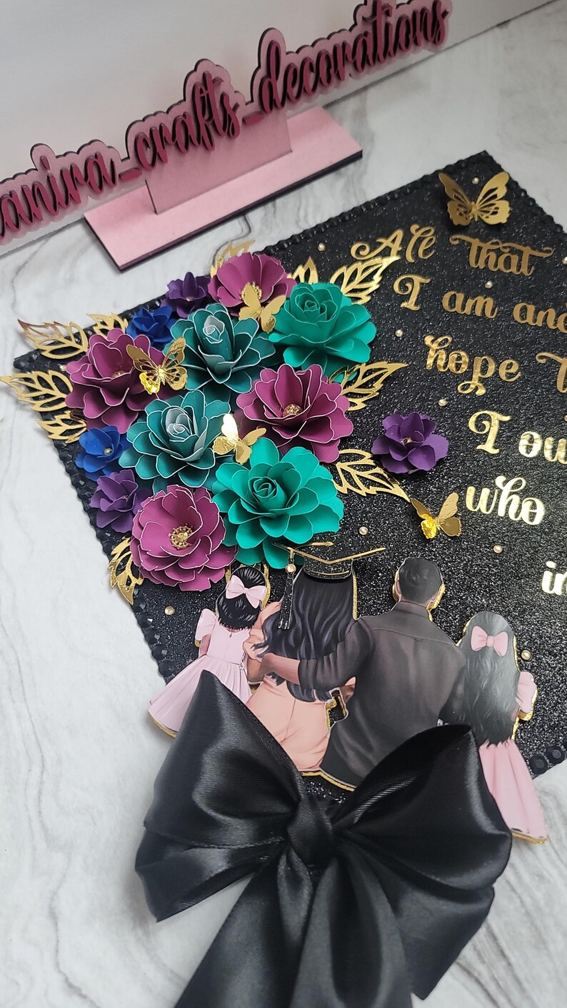 Custom Graduation Cap Topper: Picture & Paper Flowers, Class of 2025 - Etsy