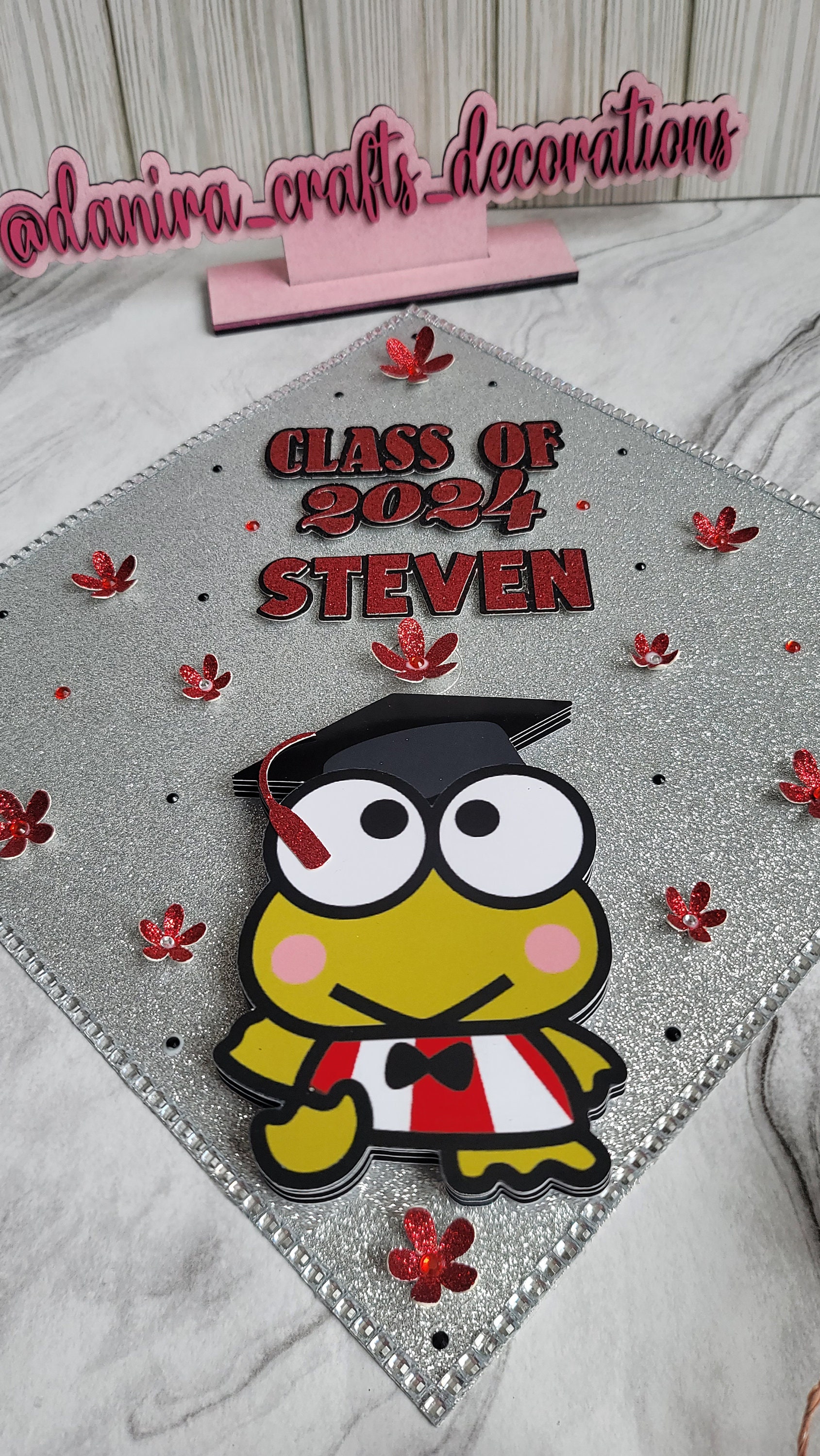 Custom Frog Graduation Cap Topper: Glitter Class of 2026 - Etsy