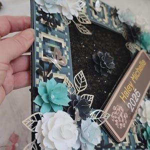 Mine Graduation Cap Topper: End Portal Grad Cap With Paper Flowers ...