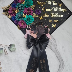 Custom Graduation Cap Topper: Picture & Paper Flowers, Class of 2025 - Etsy